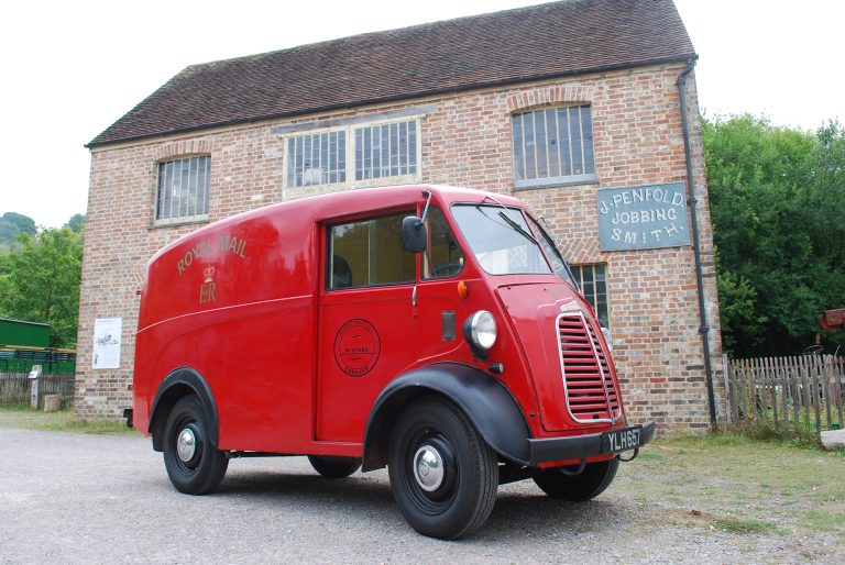 Morris J-Type Mail van - Classic & Vintage Commercials