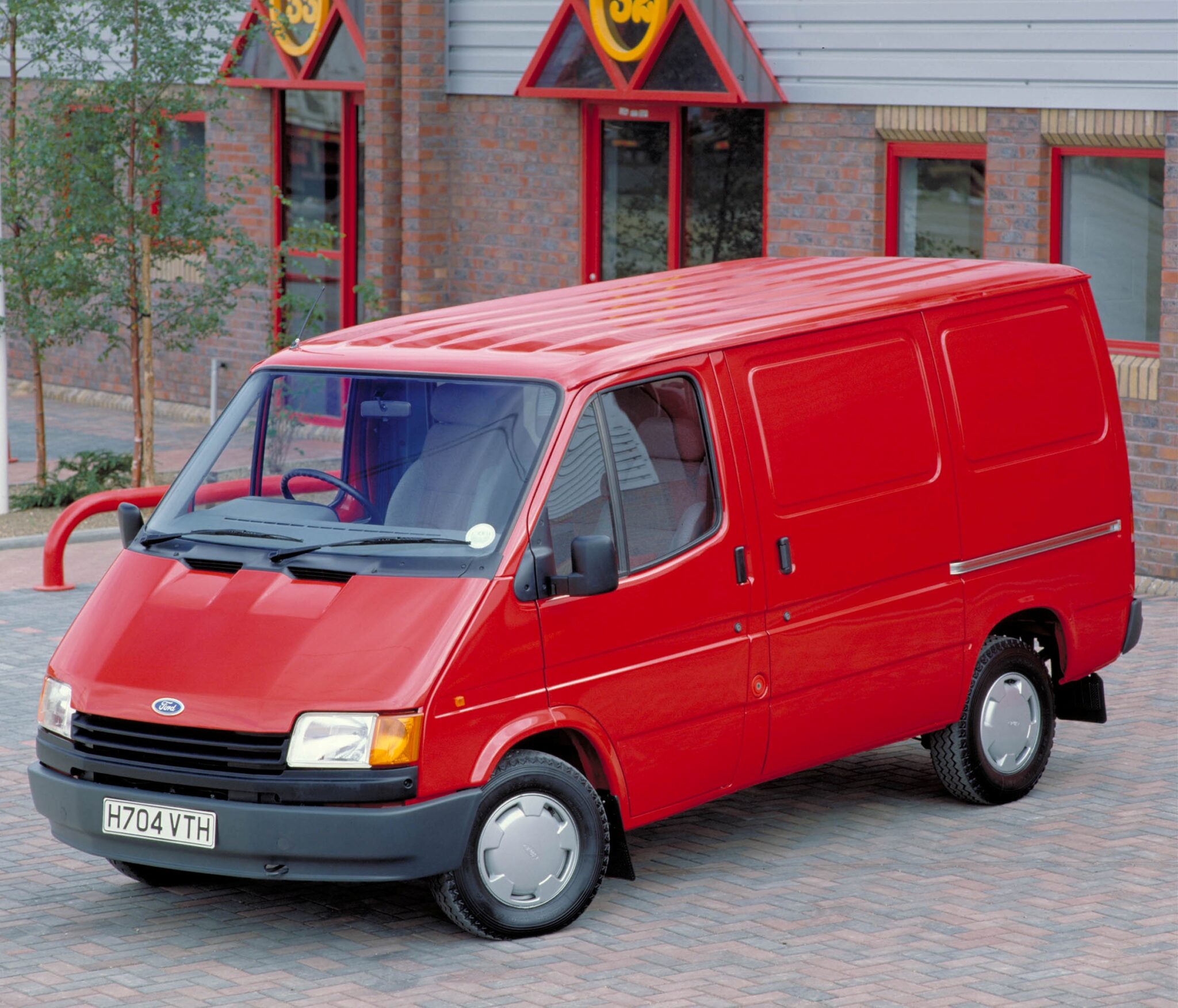 The Ford Transit Story Pt3 - Classic & Vintage Commercials